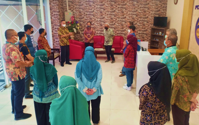 Arahan Direktur Keuangan & SDM PT Mega Eltra – PT Pupuk Indonesia Niaga Arahan Direktur Keuangan & SDM PT Mega Eltra – PT Pupuk Indonesia Niaga